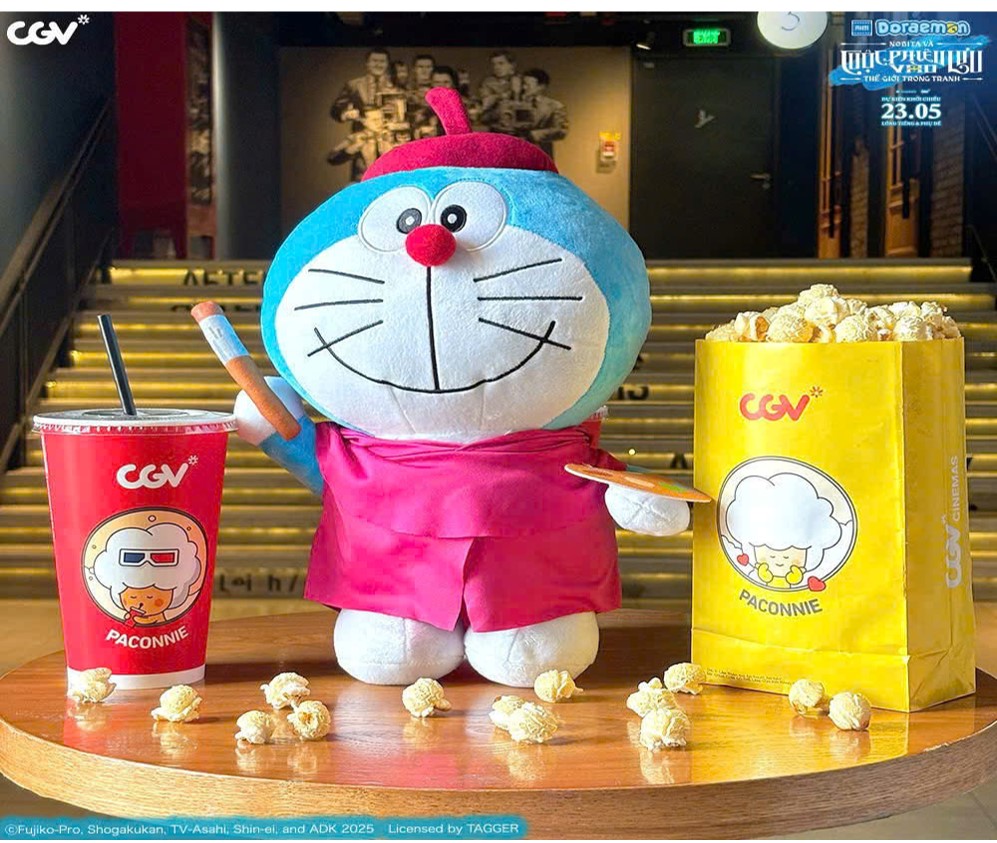 Mèo ú Doraemon đang chờ bạn rước về nè! | Vincom